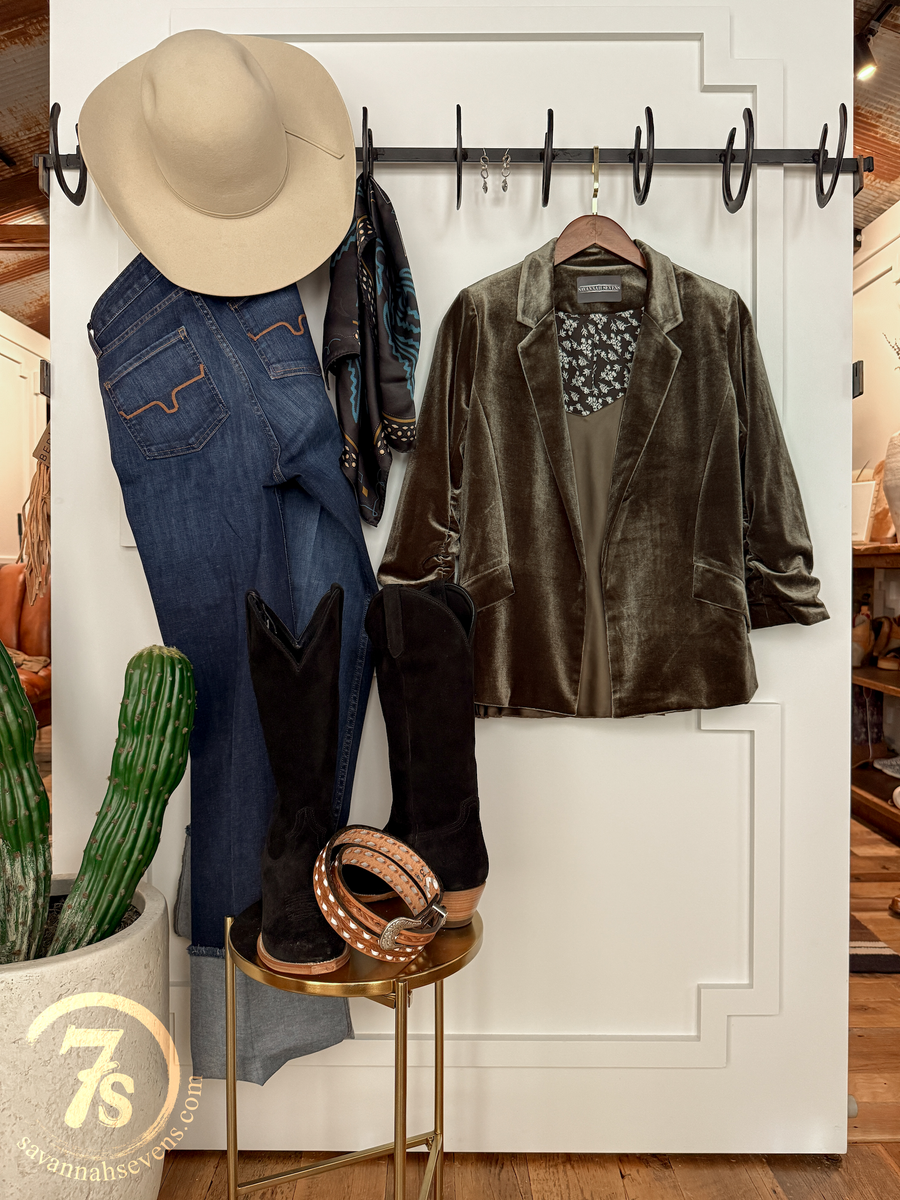 {S7s Core} Capsule Wardrobe – Savannah Sevens western life{&}style