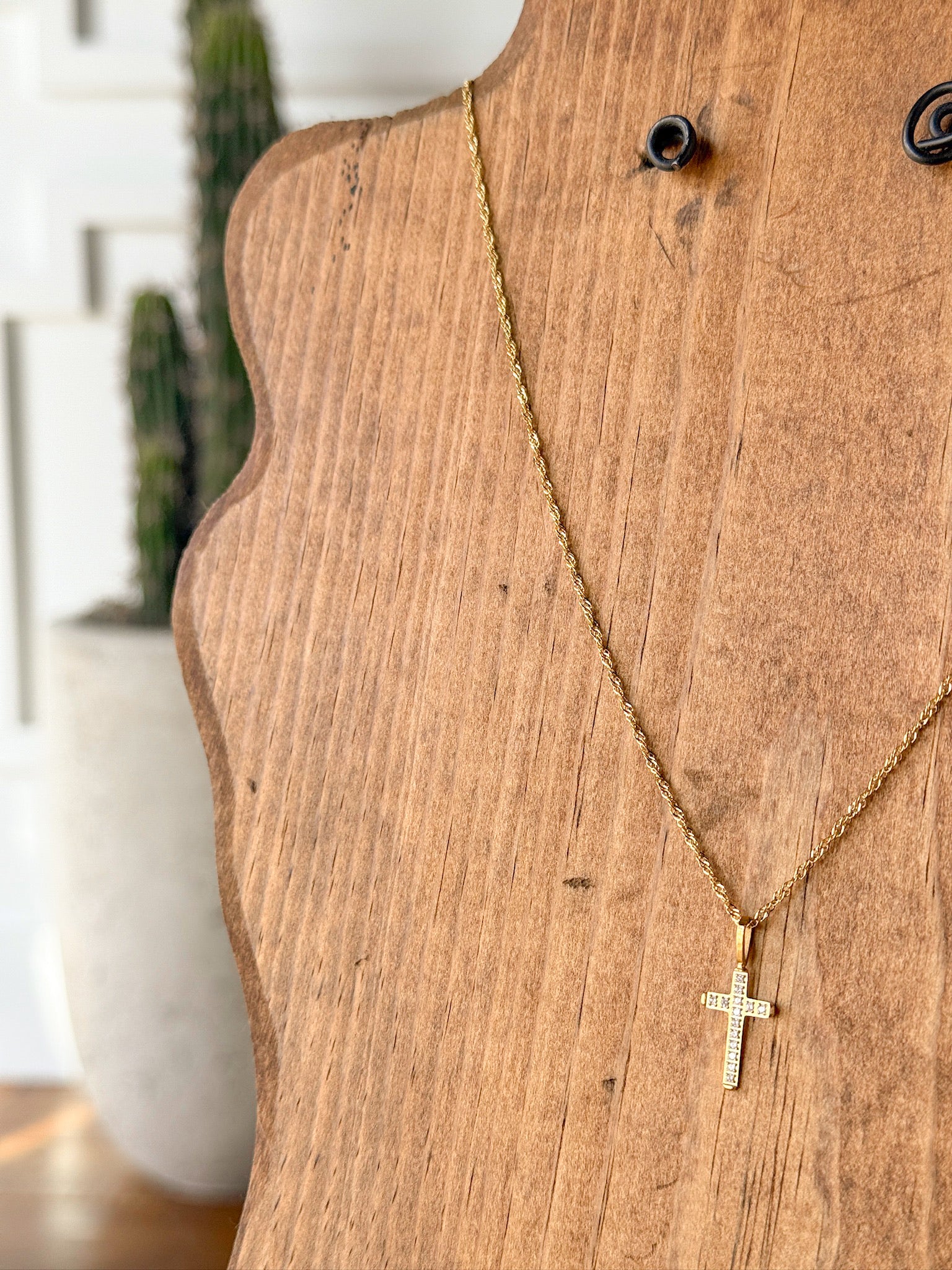 Cross Necklace – Savannah Sevens western life{&}style